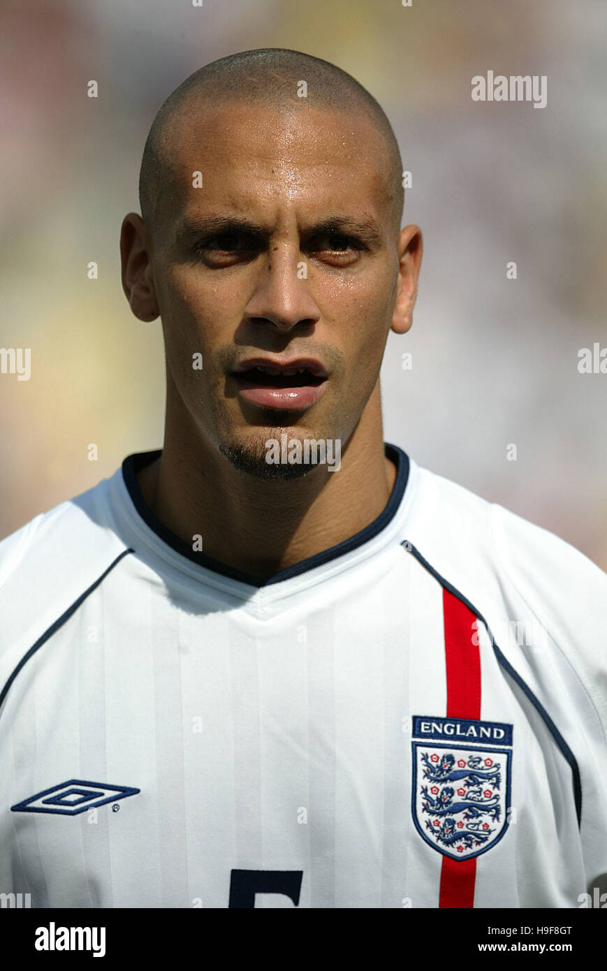 RIO FERDINAND ENGLAND & LEEDS UNITED FC SHIZUOKA STADIUM ECOPA SHIZUOKA ...