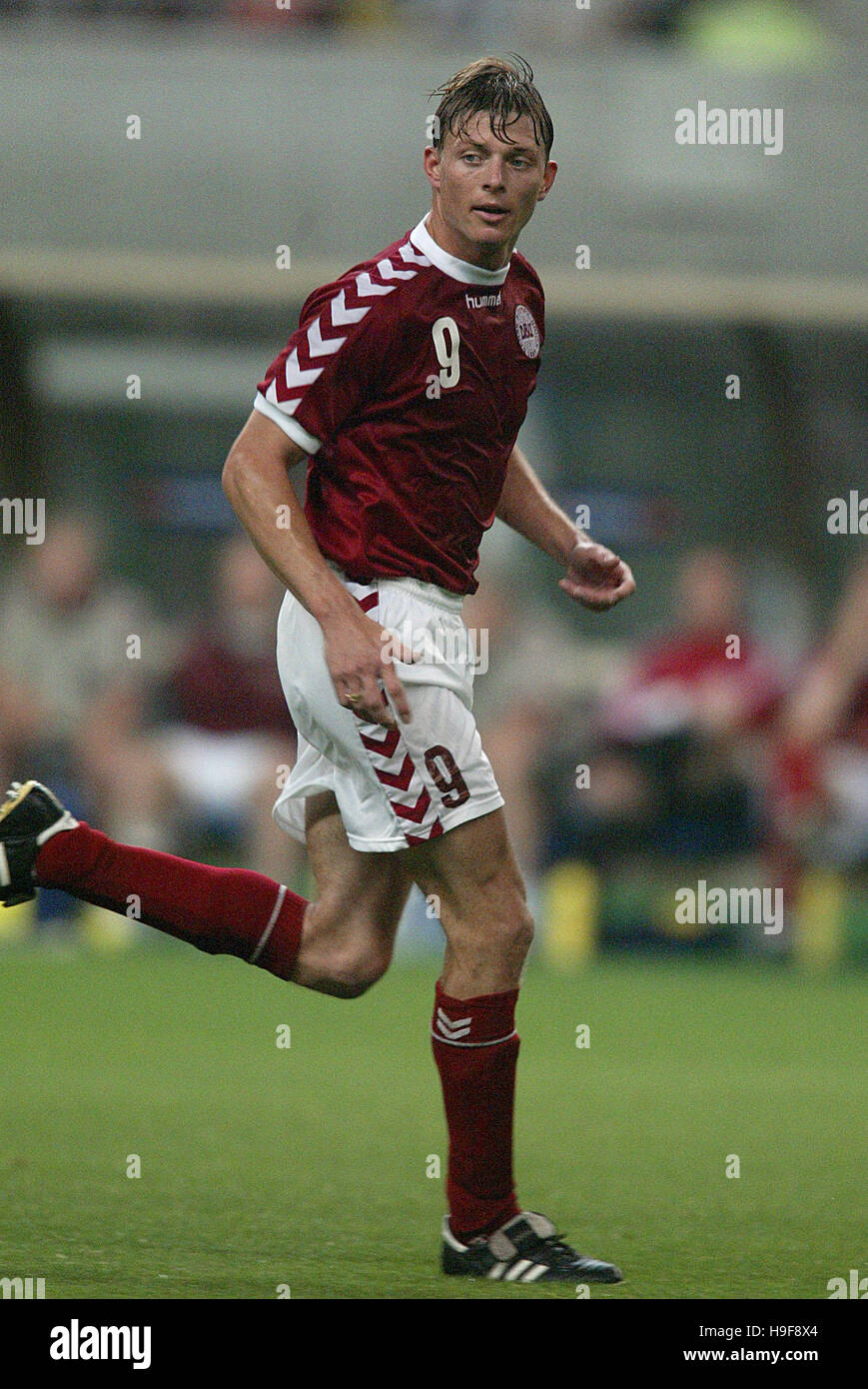 JON DAHL TOMASSON DENMARK NIIGATA STADIUM BIG SWAN NIIGATA JAPAN 15 ...