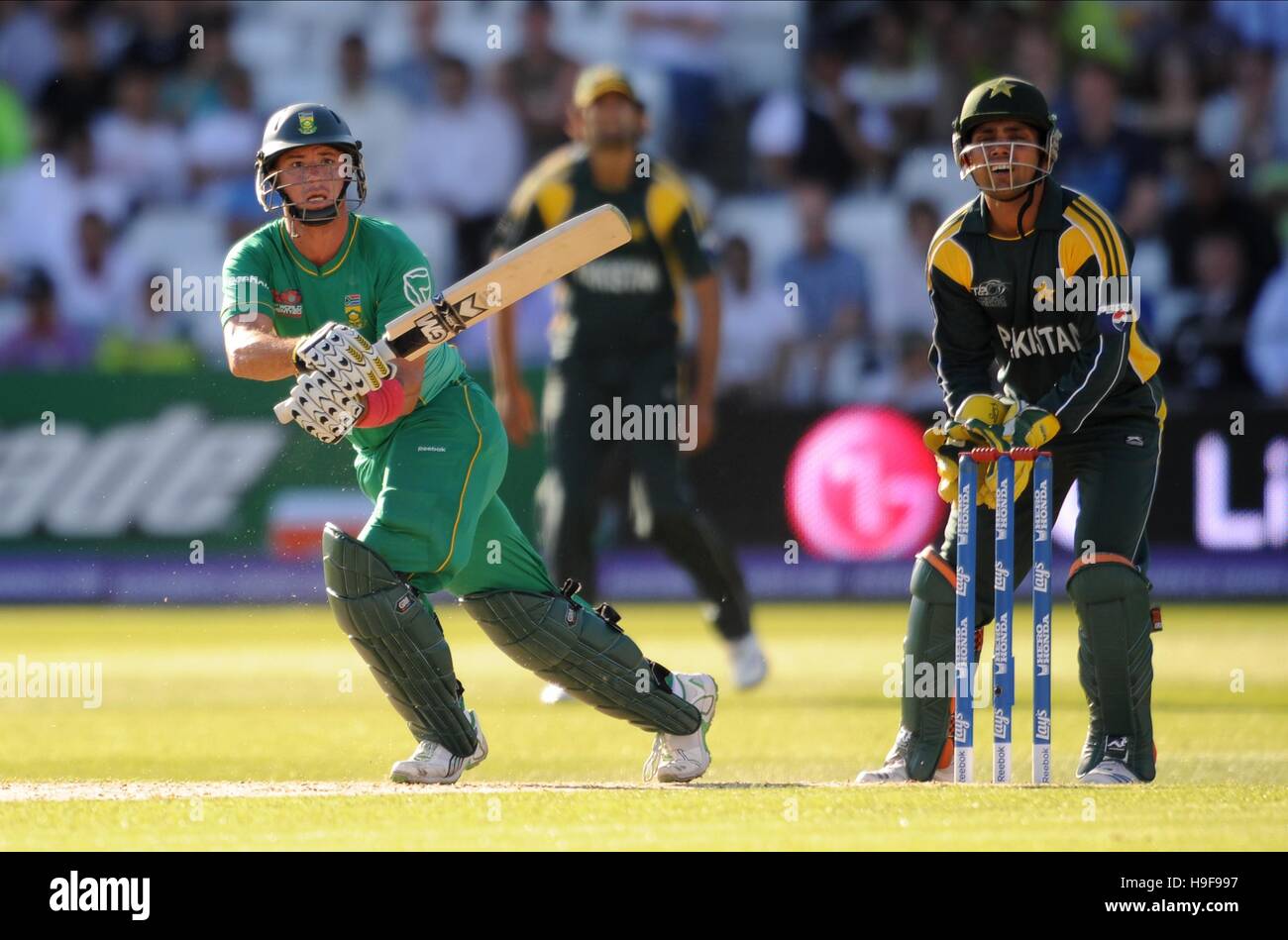 Hakan sukur turkey 2002 hi-res stock photography and images - Alamy