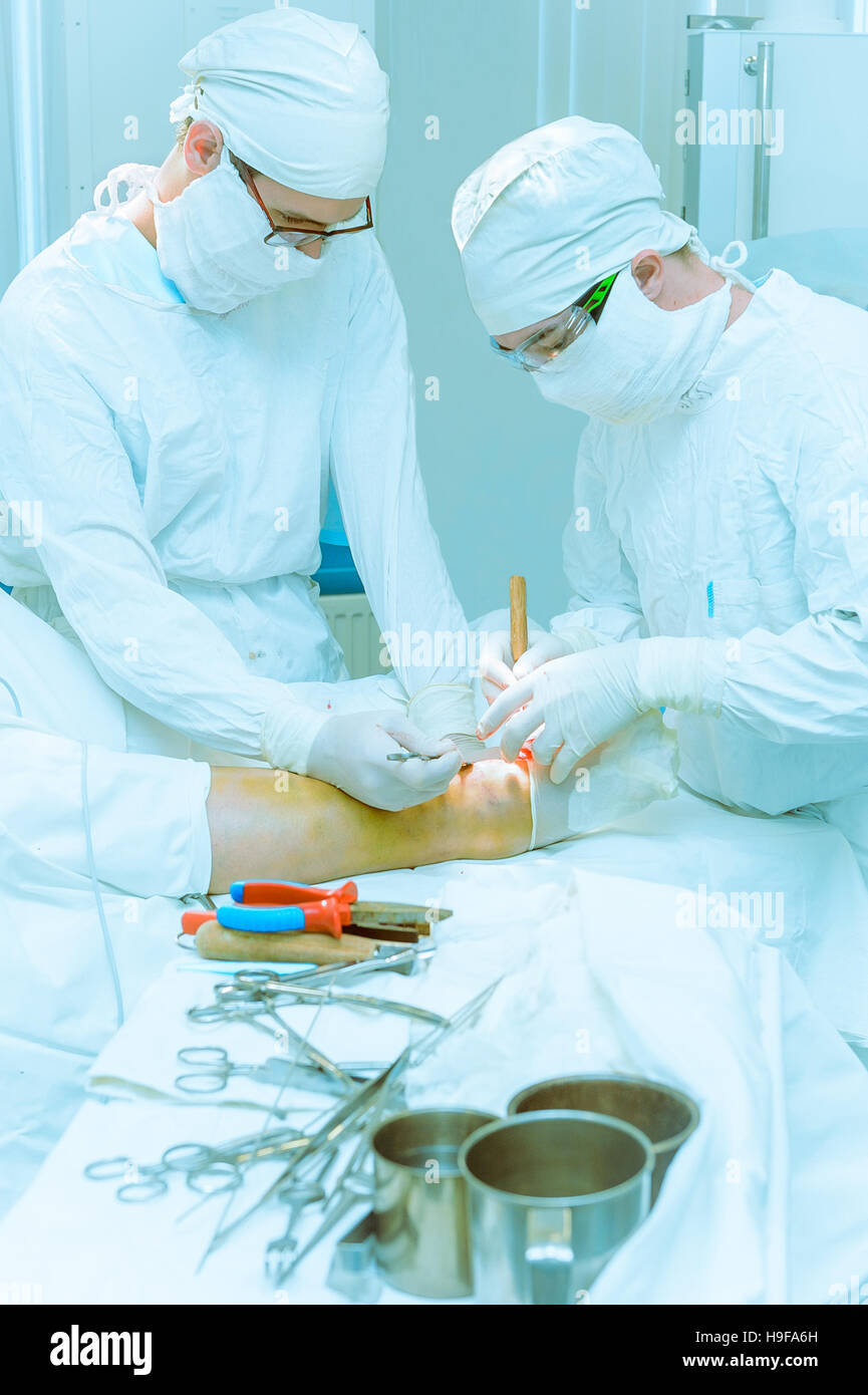 Actual surgery hi-res stock photography and images - Alamy