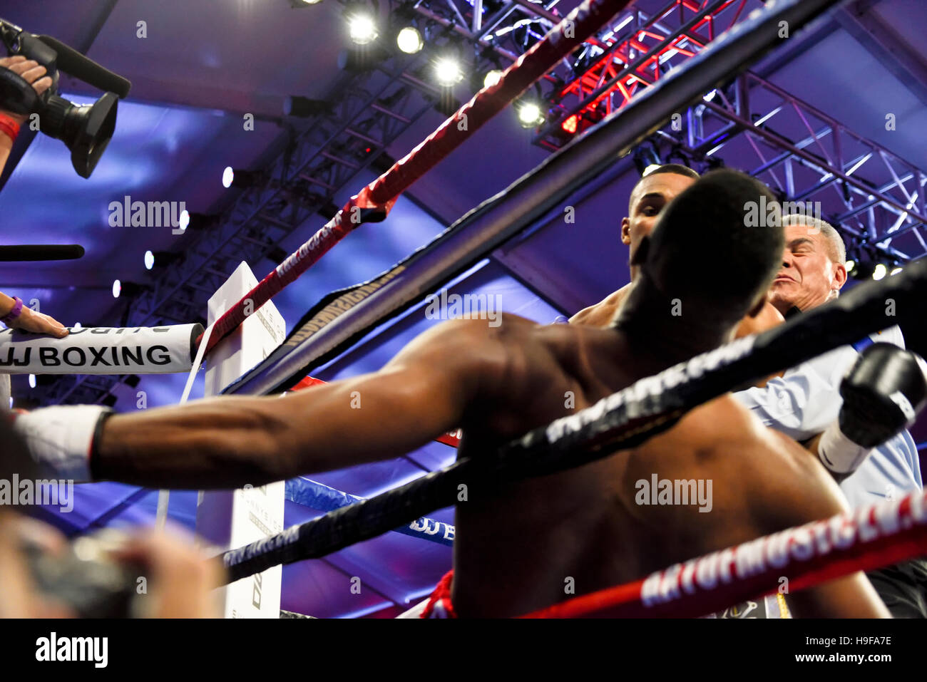 Las Vegas, Nevada November 18, 2016 - Jason "The Blaze" Beauchamp ...