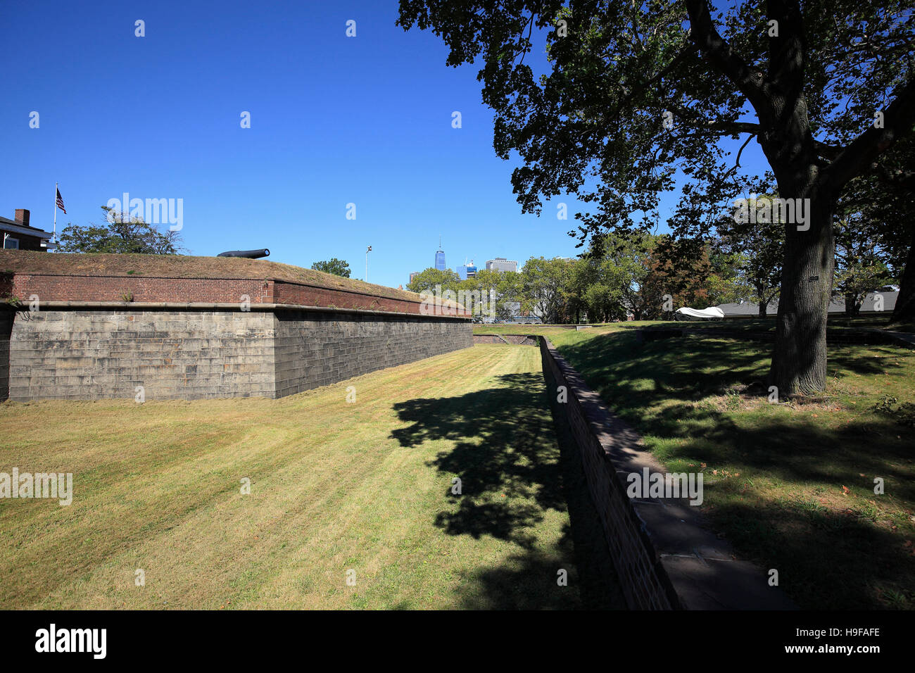 Governors island new york fort jay hi-res stock photography and images ...