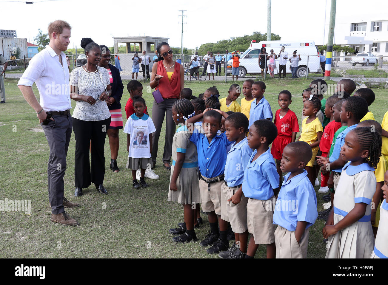 Prince Harry joins pupils at Holy Trinity primary school and nursery on ...
