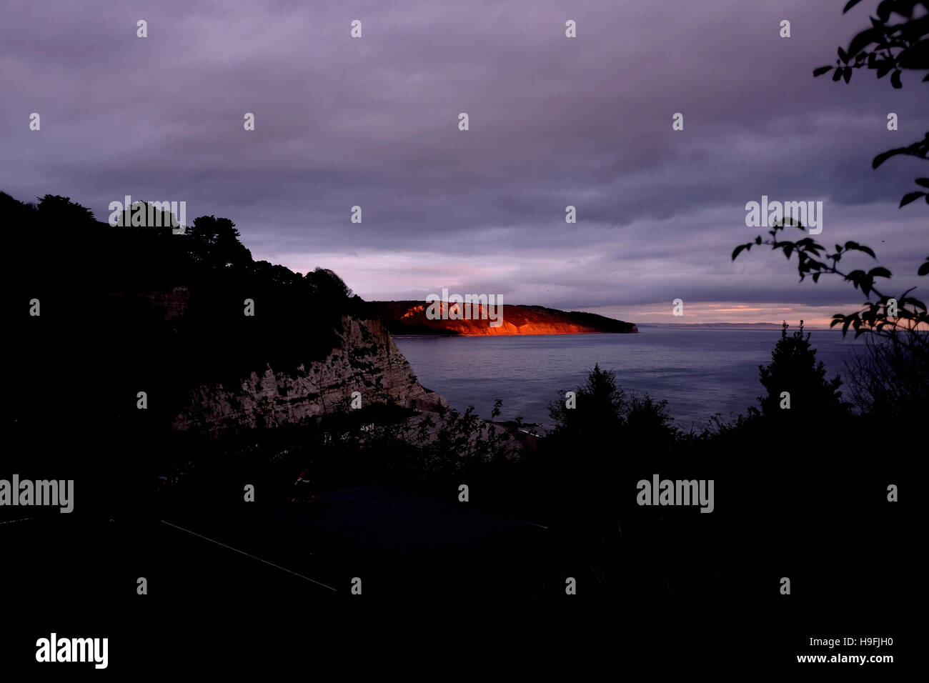 Devon coast cliffs sunset sea uk hi-res stock photography and images ...