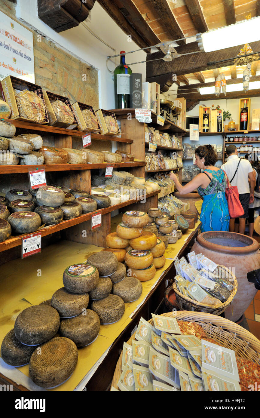 Italy, Tuscany, Val d'Orcia, Pienza, cheese shop Stock Photo - Alamy