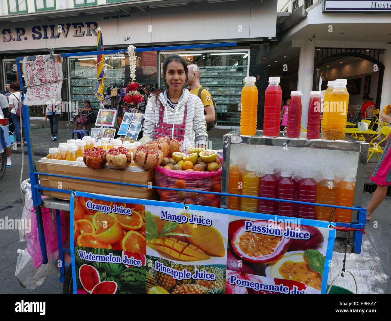 THAILAND Bangkok. Khao San Road. Fresh juice seller. Sean Sprague photo ...