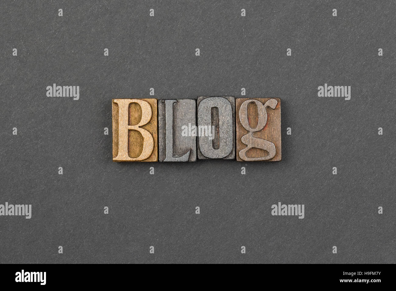 The word blog written in individual wooden letters Stock Photo - Alamy