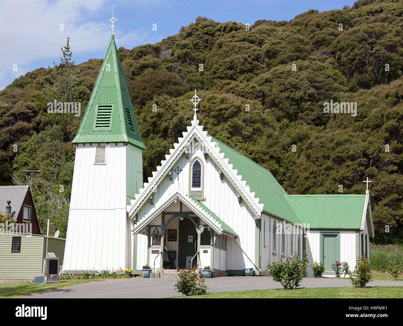 Akaroa church hi-res stock photography and images - Alamy