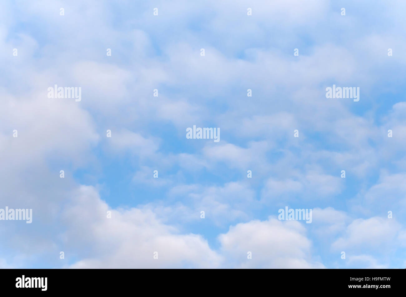 Wallpaper sky hi-res stock photography and images - Alamy