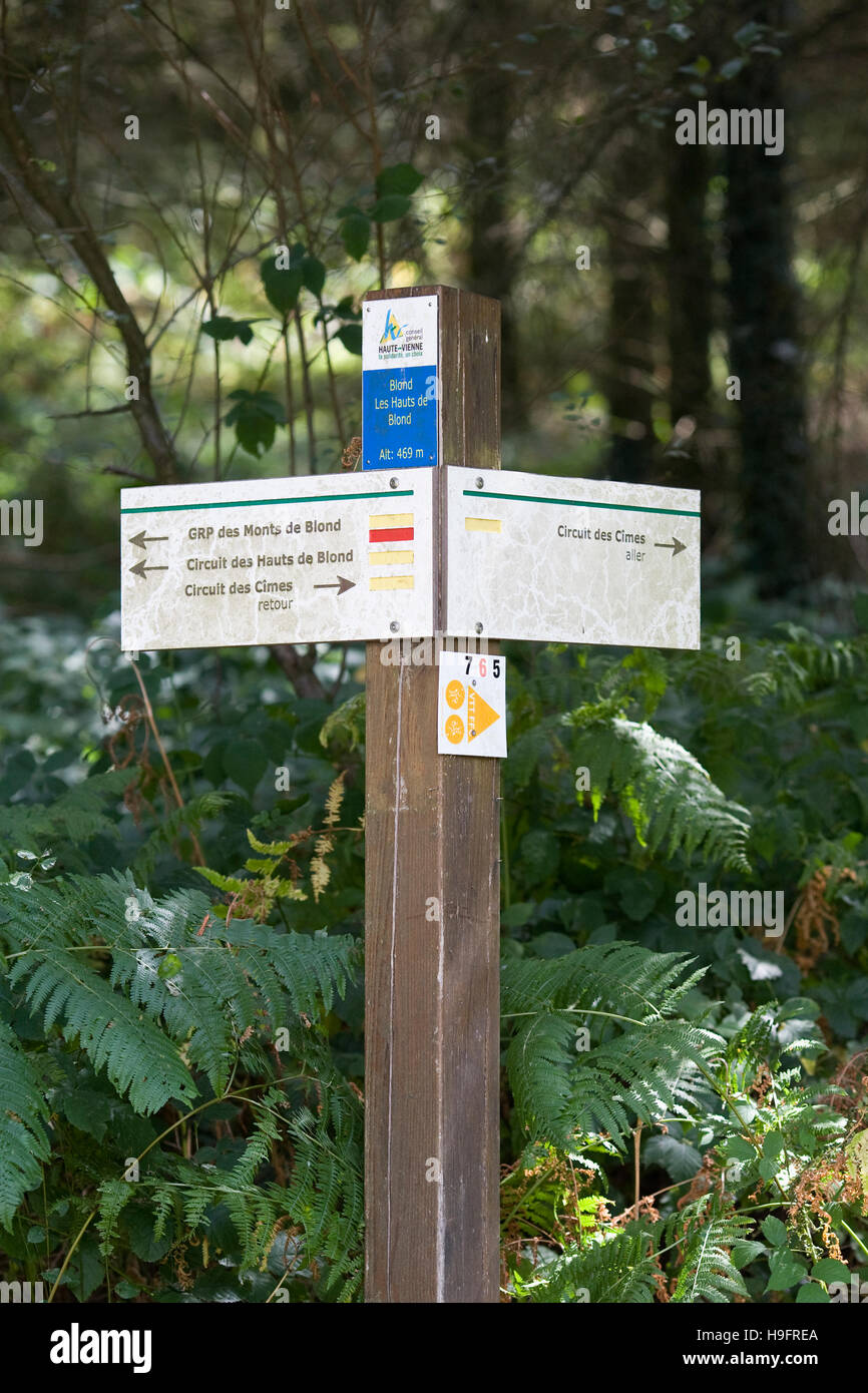 Walking routes hi-res stock photography and images - Alamy