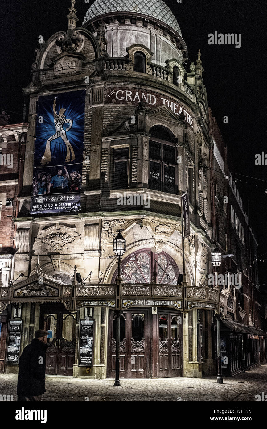 "streets of blackpool Stock Photo - Alamy