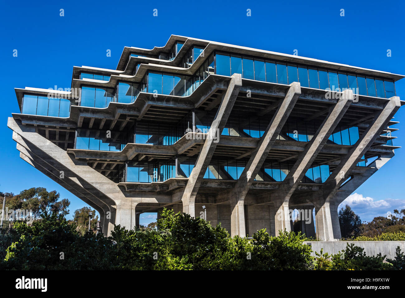 Geisel library architecture hi-res stock photography and images - Alamy