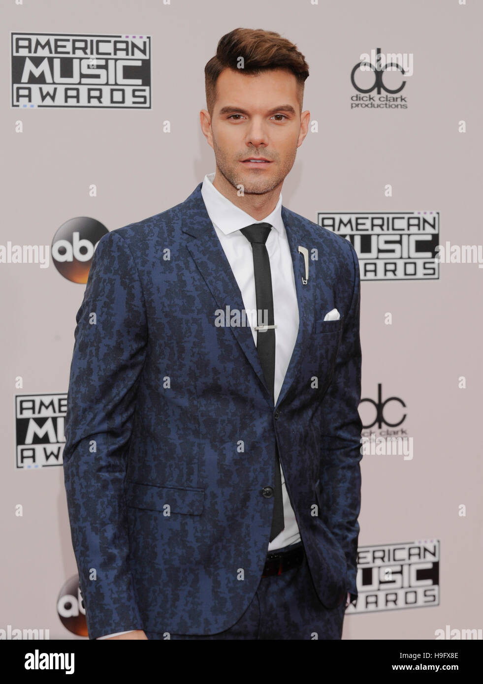 AJ Gibson arrives at the 2016 American Music Awards at Microsoft ...