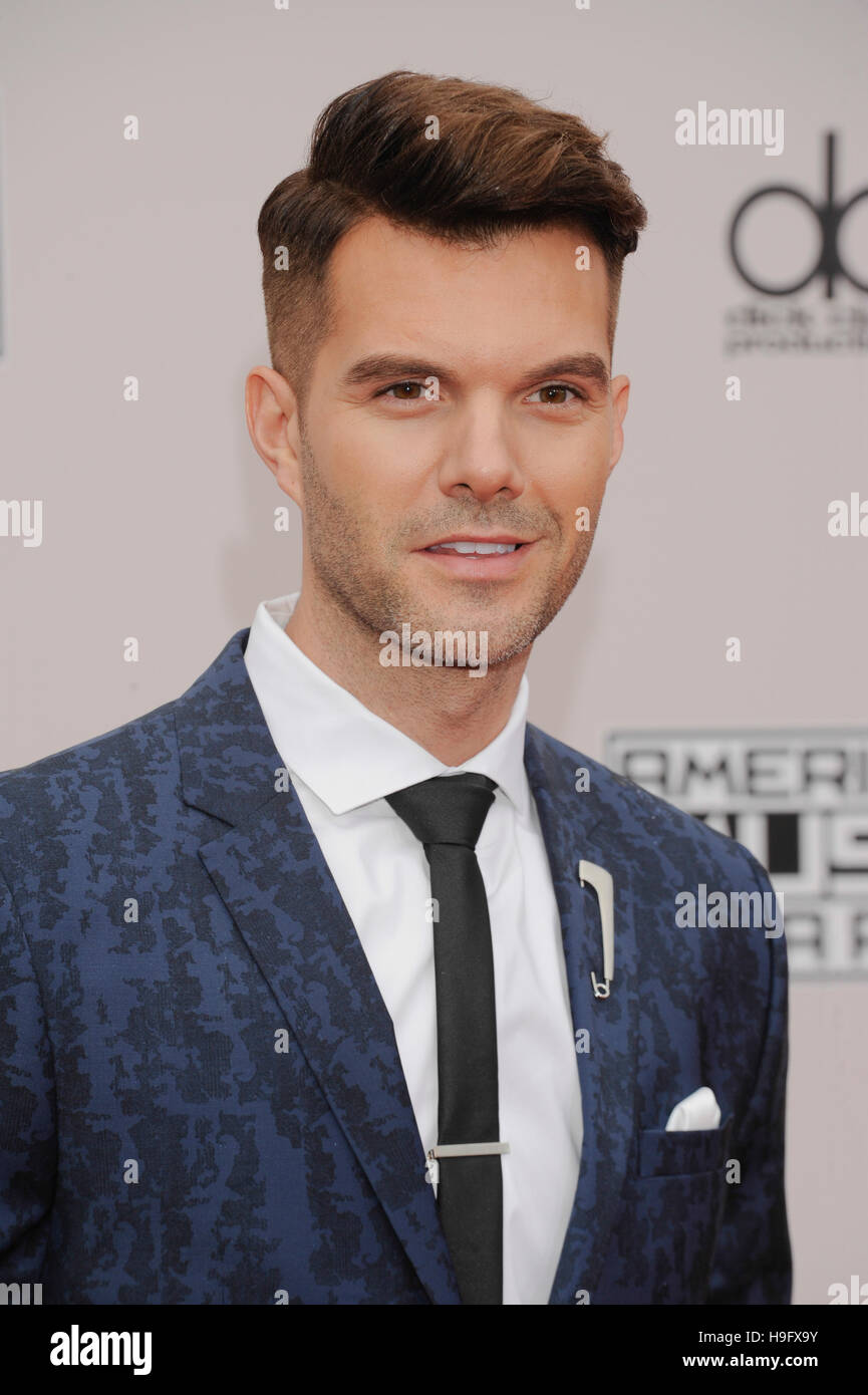 AJ Gibson arrives at the 2016 American Music Awards at Microsoft ...