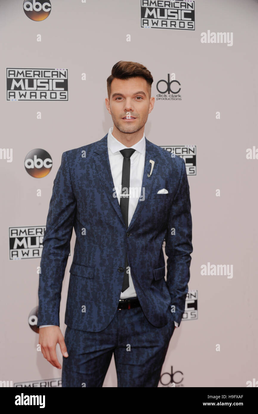 AJ Gibson arrives at the 2016 American Music Awards at Microsoft ...