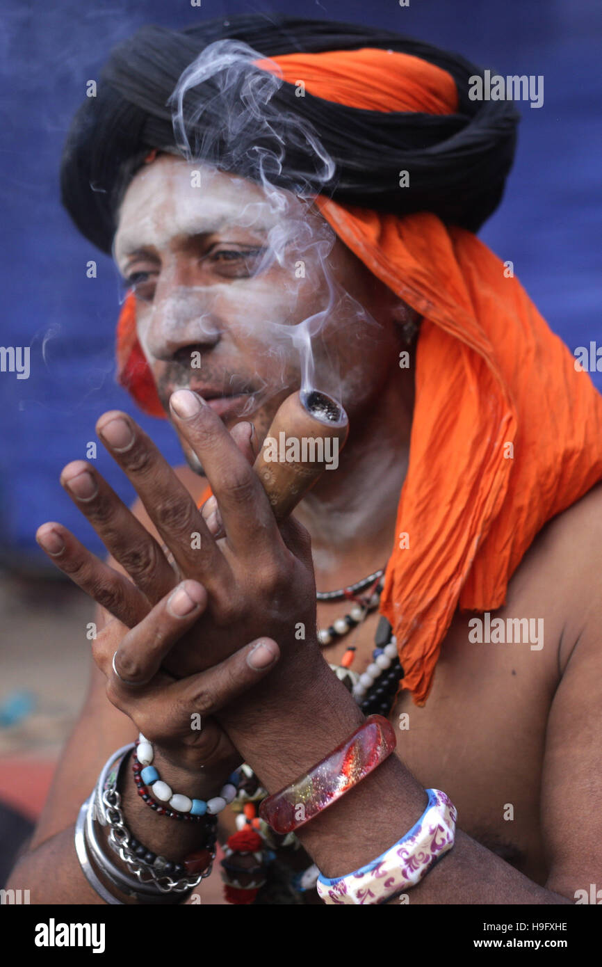 Data Ganj Bakhsh High Resolution Stock Photography and Images - Alamy