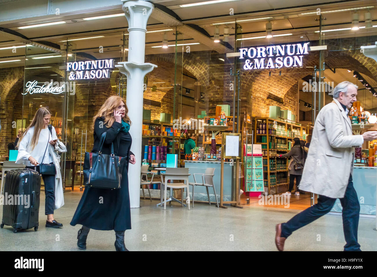 Fortnum and Mason Shop St Pancras Station London England Stock Photo ...