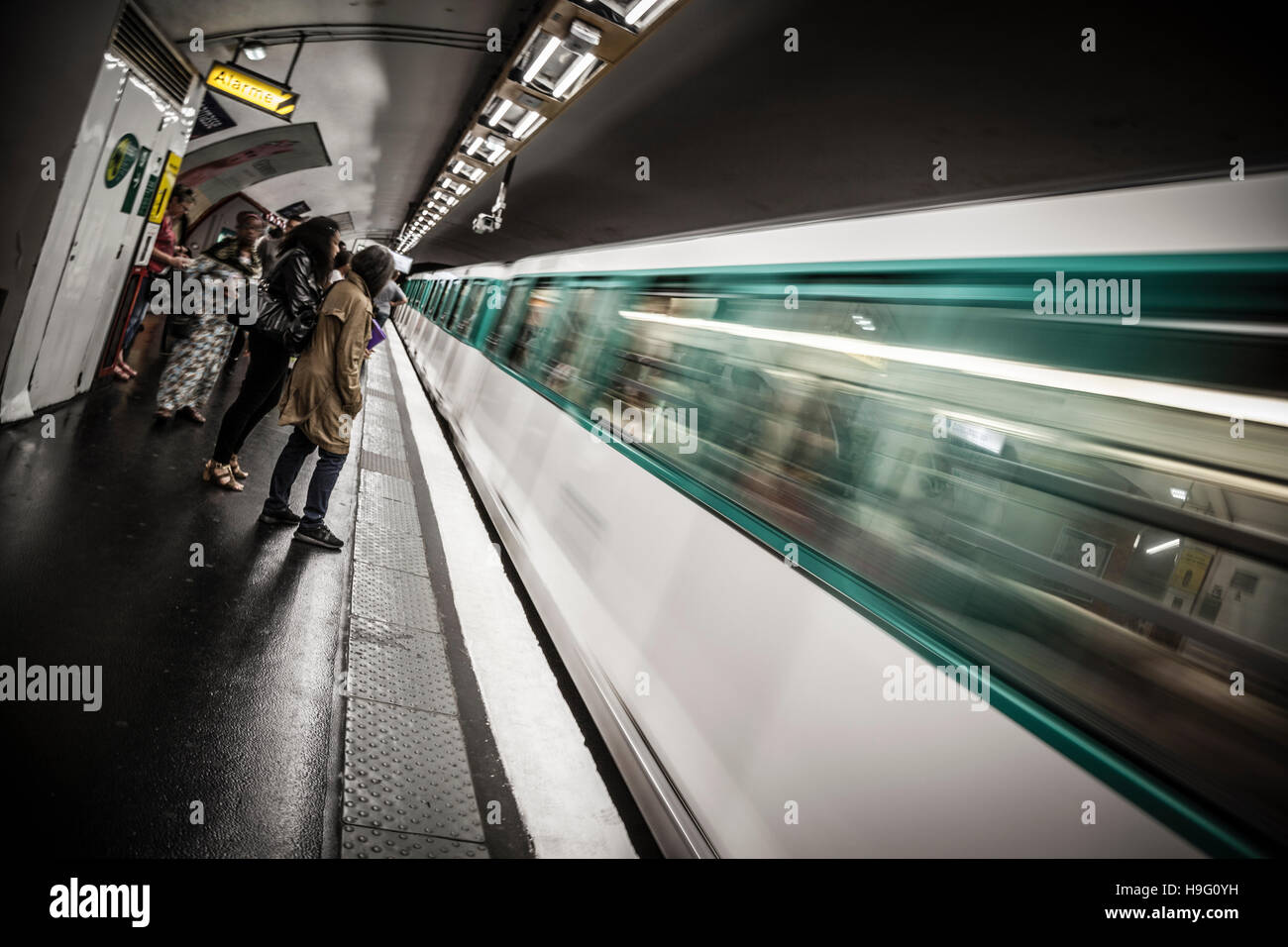 View metro station in Paris Stock Photo - Alamy