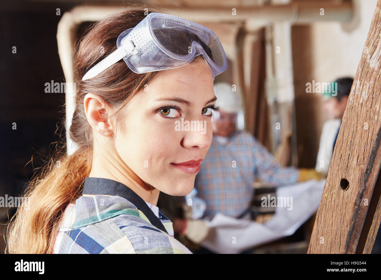 Apprentice builder hi-res stock photography and images - Alamy