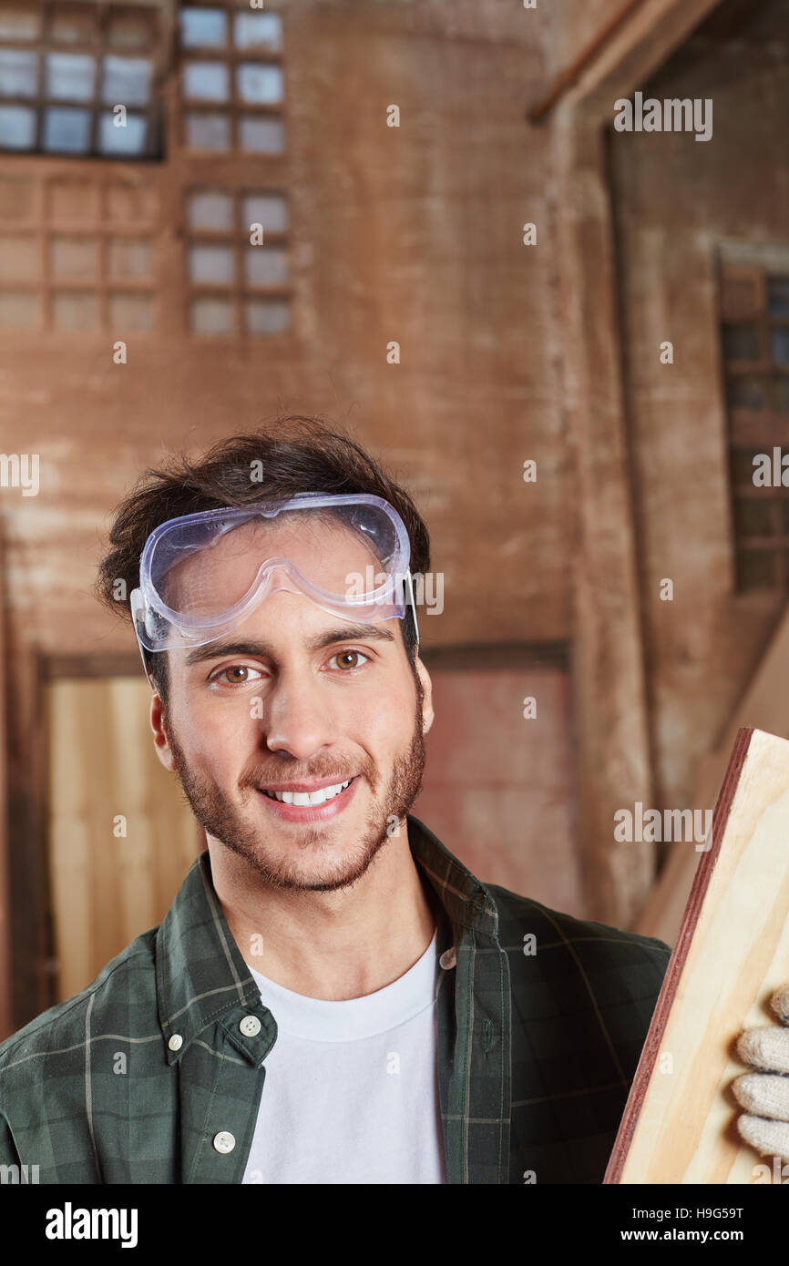 Portrait of craftsman hi-res stock photography and images - Alamy