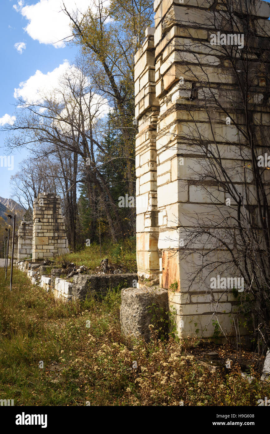 Marble buildings in the town of Marble, Colorado, USA Stock Photo - Alamy
