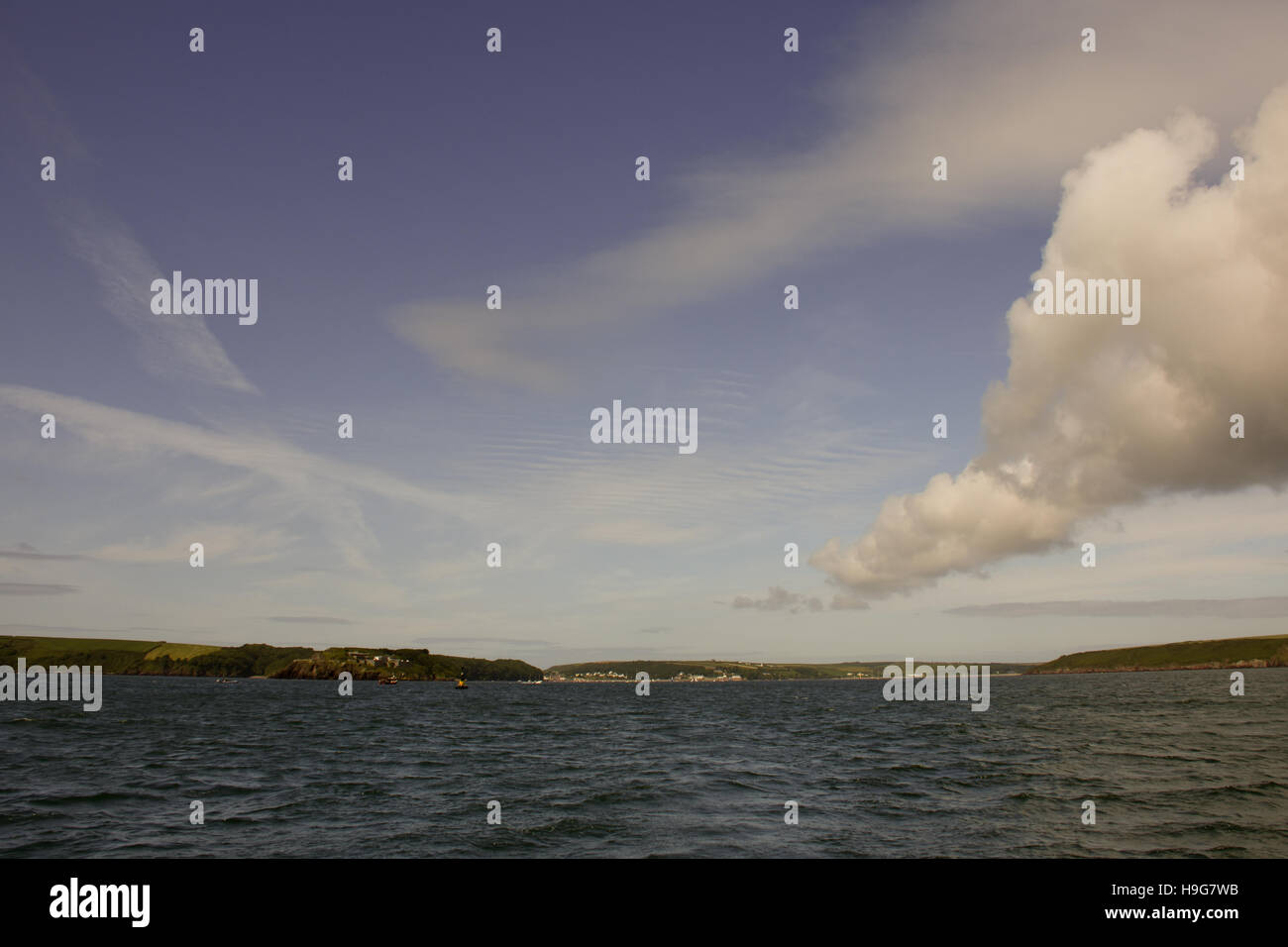 Dramatic structures hi-res stock photography and images - Alamy