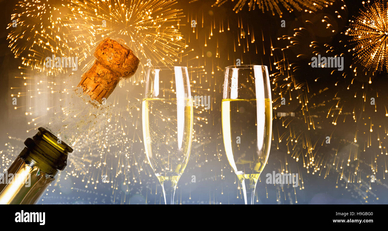 Popping champagne cork hi-res stock photography and images - Alamy