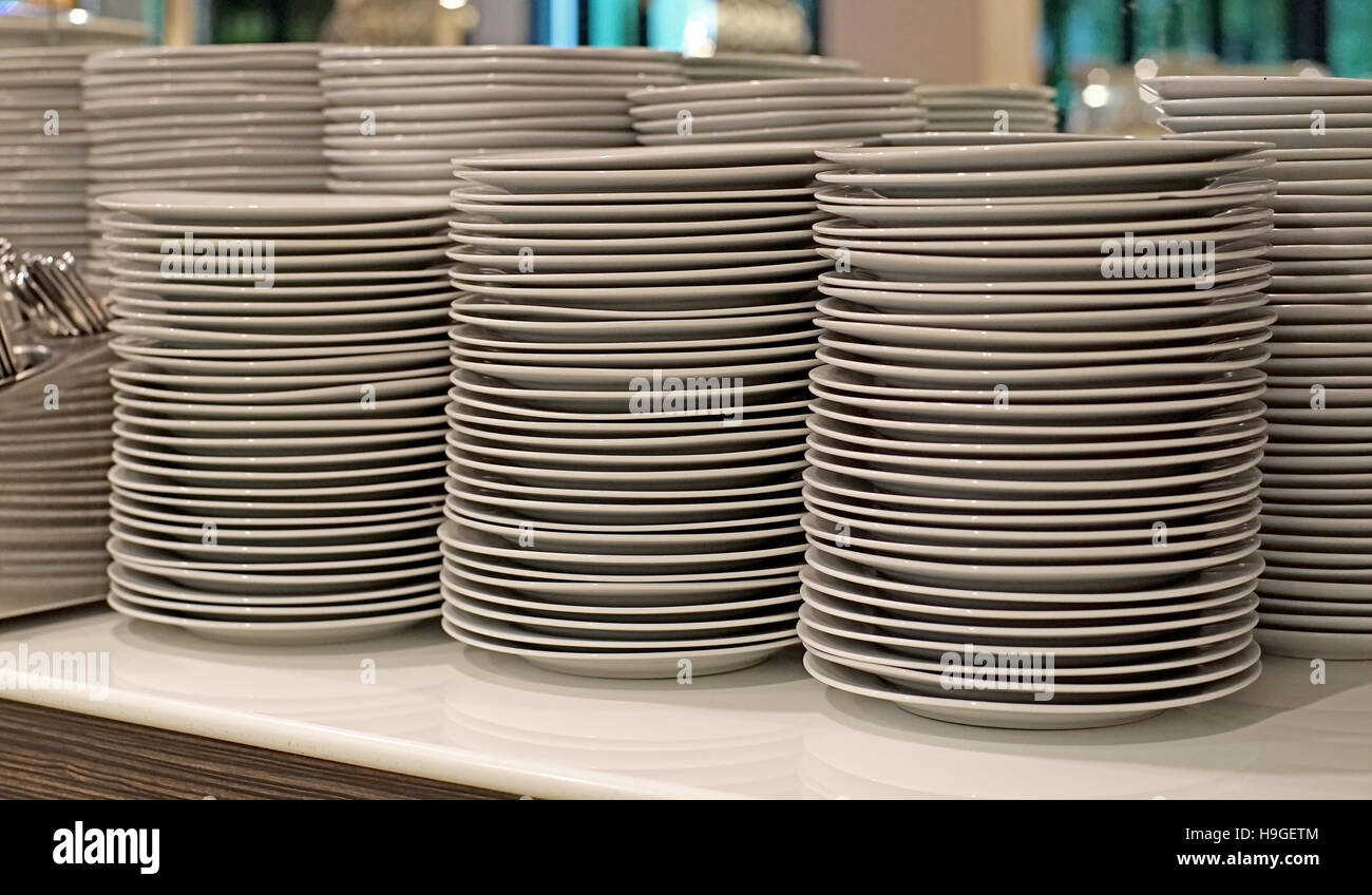 Food empty ceramic plate hi-res stock photography and images - Alamy