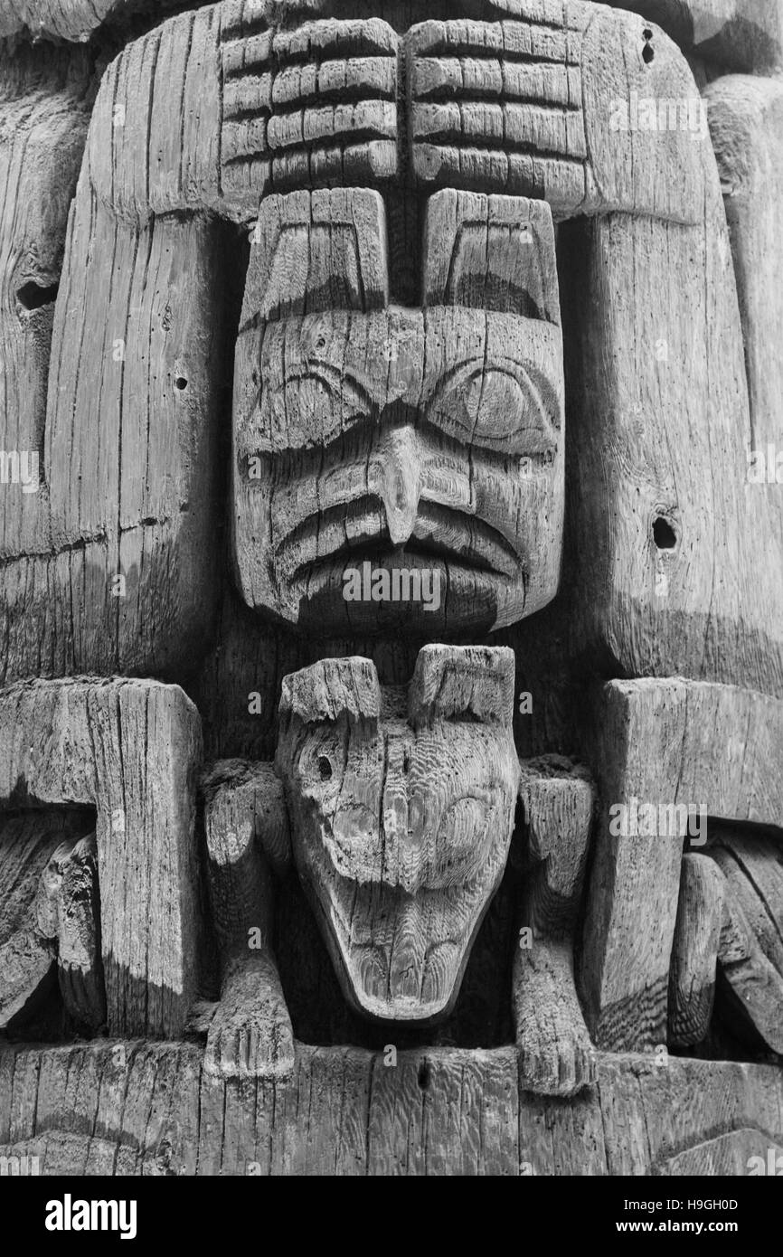 Section Of A Totem Pole High Resolution Stock Photography and Images ...