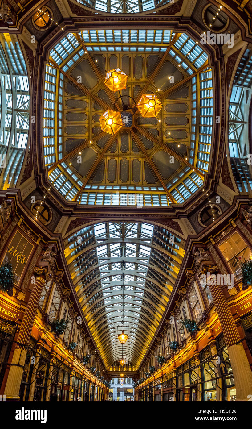 The leaden hall building hi-res stock photography and images - Alamy