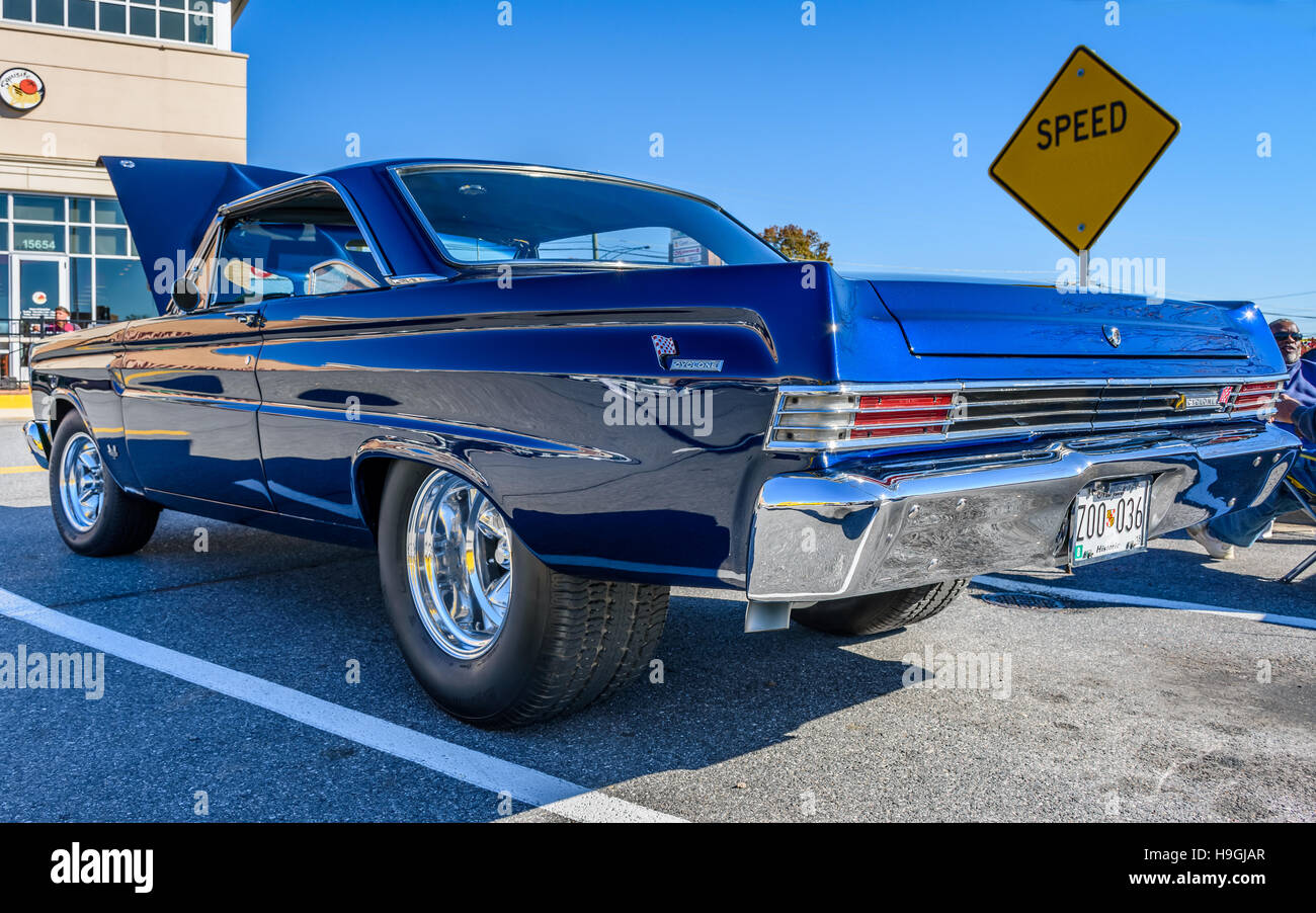 Ford mercury hot rod hi-res stock photography and images - Alamy