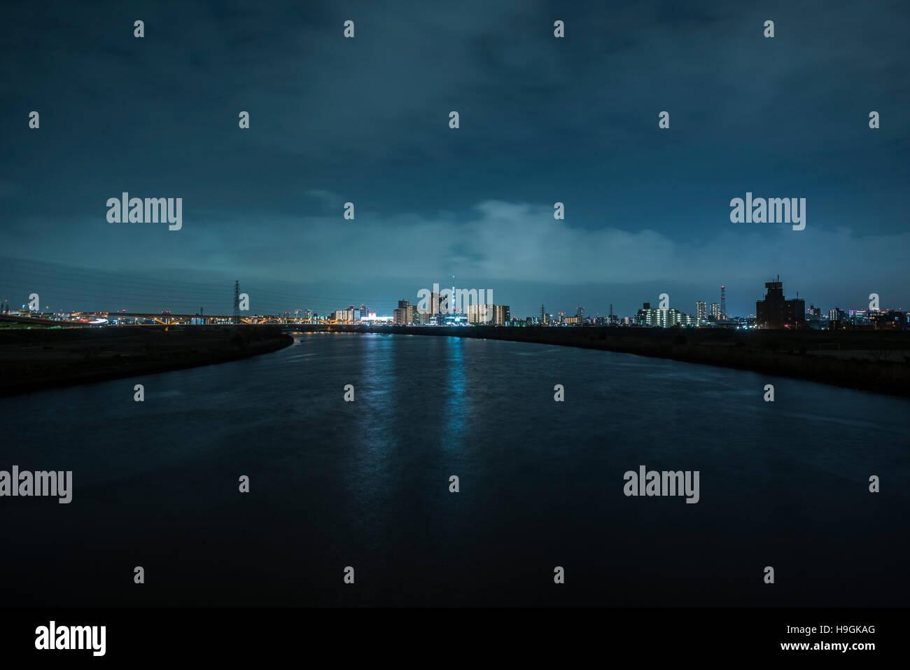 Tokyo Skytree view from Kohoku Bridge, Adachi-Ku, Tokyo, Japan Stock ...