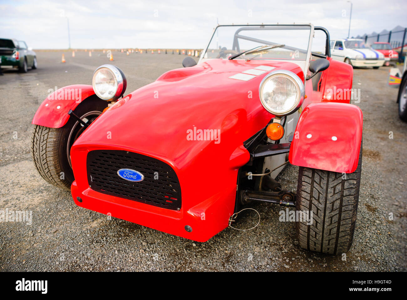 Red caterham seven hi-res stock photography and images - Alamy
