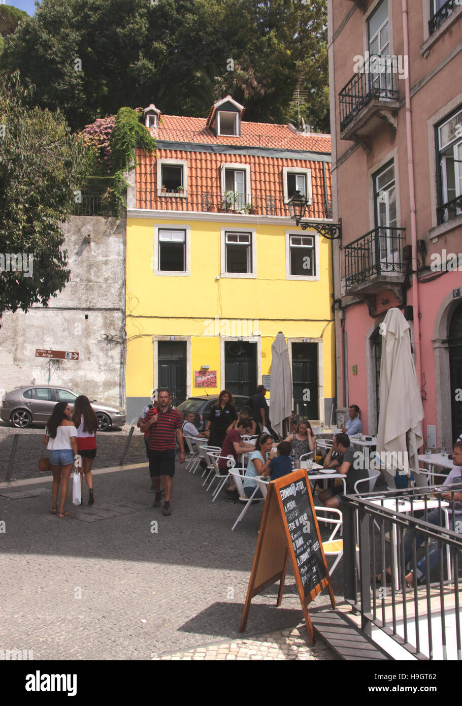 Restaurant in alfama district hi-res stock photography and images - Alamy
