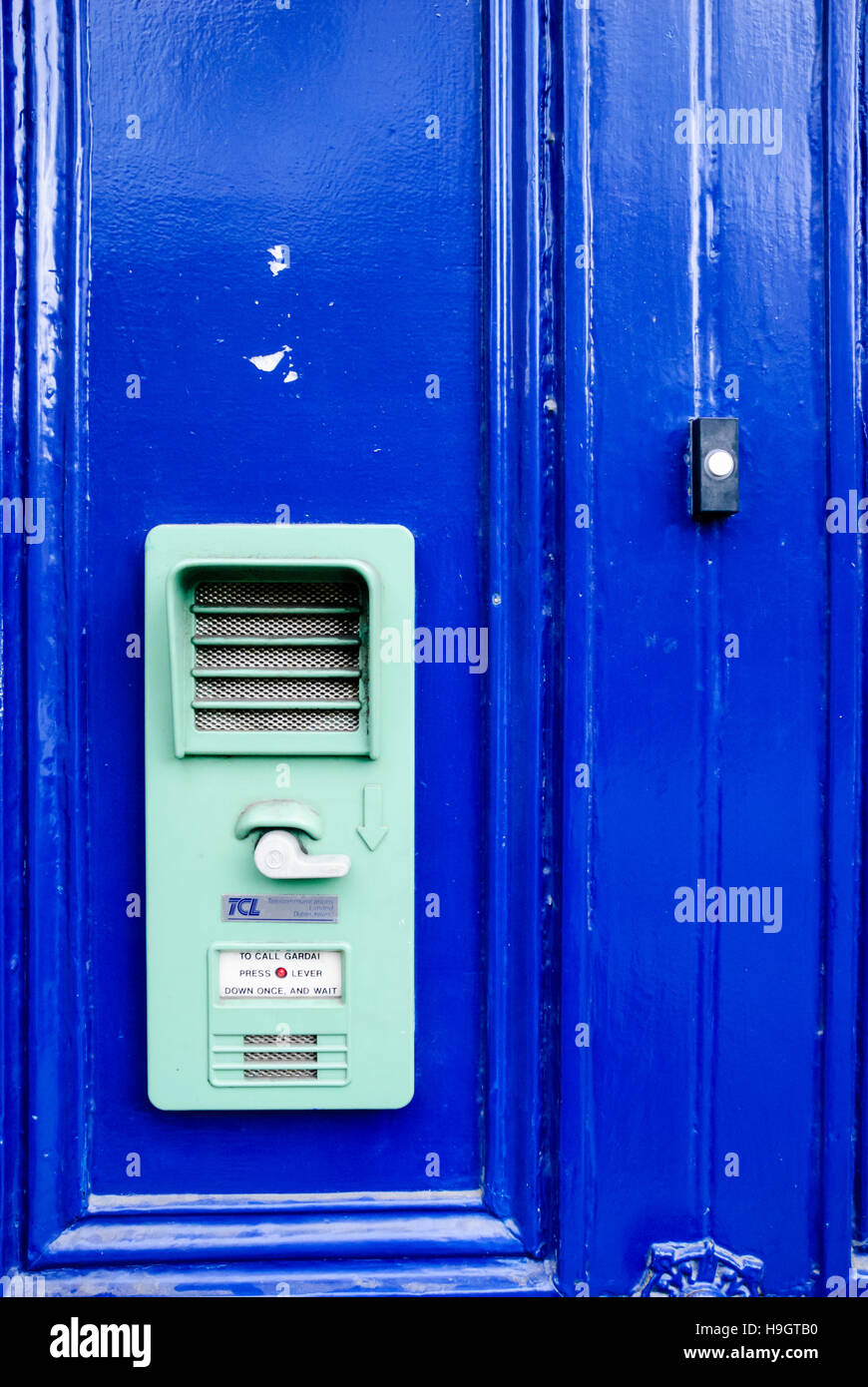 Intercom on police station hi-res stock photography and images - Alamy