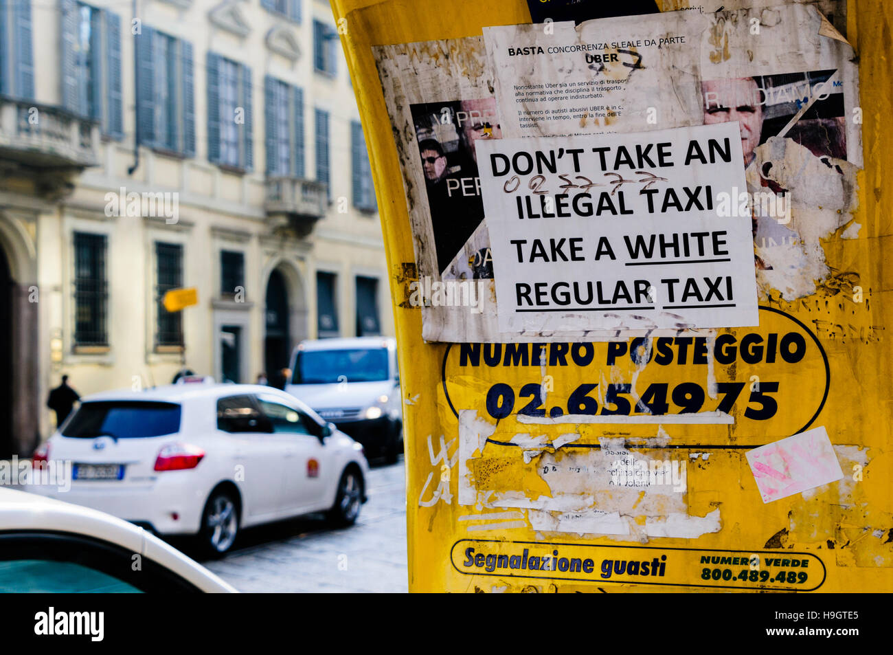 Illegal taxi operators hi-res stock photography and images - Alamy