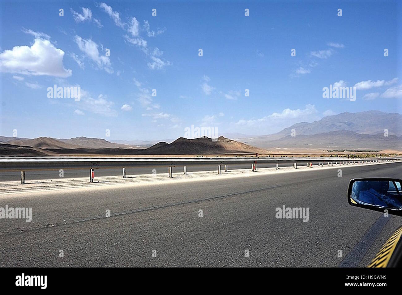 Iran road hi-res stock photography and images - Alamy