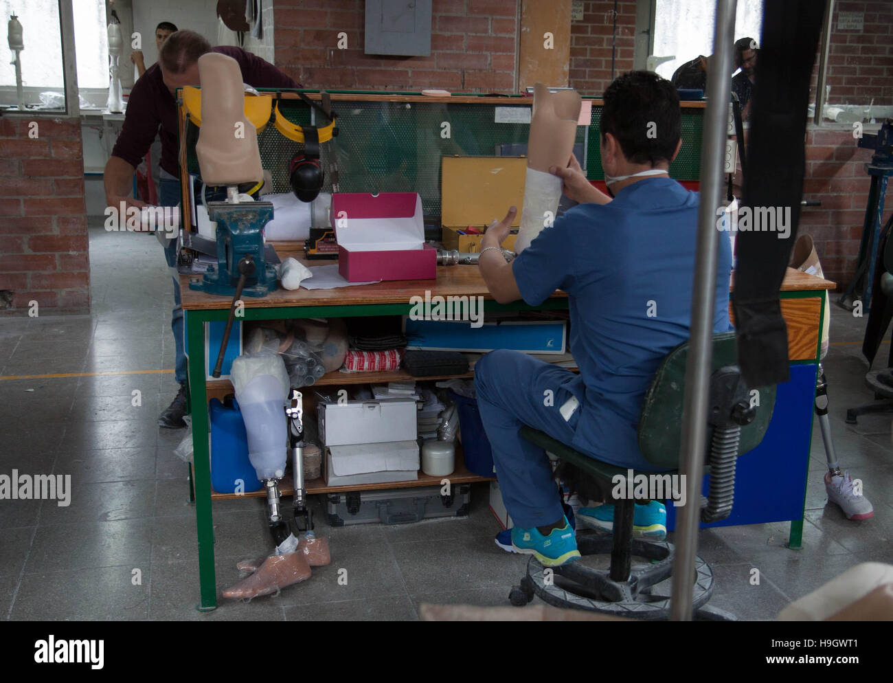 October 11, 2016 - Landmine Victims Receive Donation of 25 Prosthesis ...