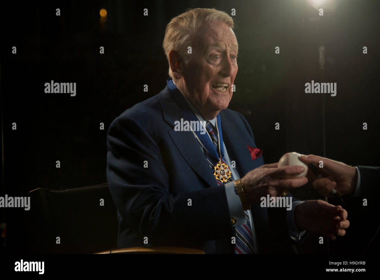 Washington, USA. 22nd Nov, 2016. President Barack Obama awards the ...