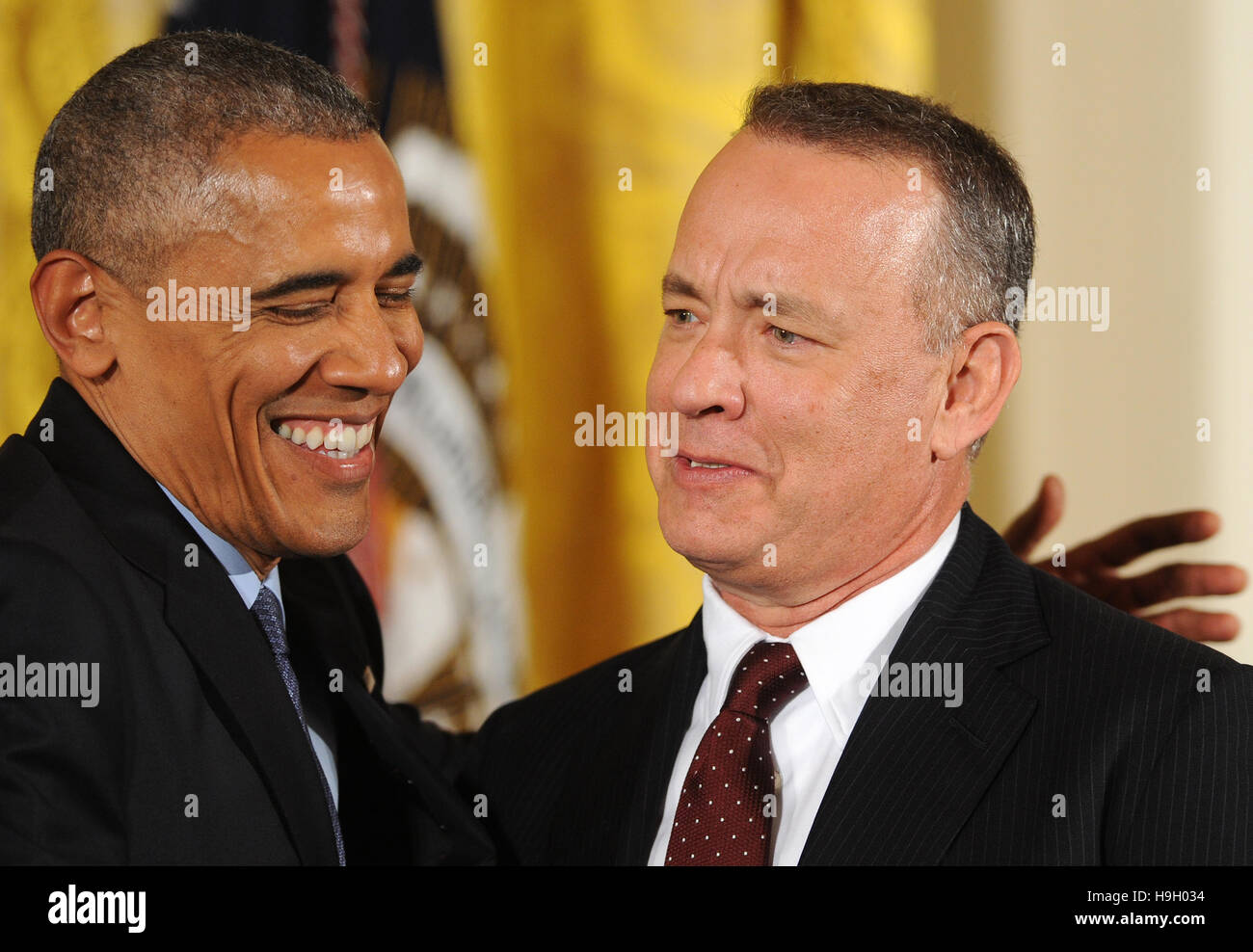Presidential medal of freedom obama hi-res stock photography and images ...