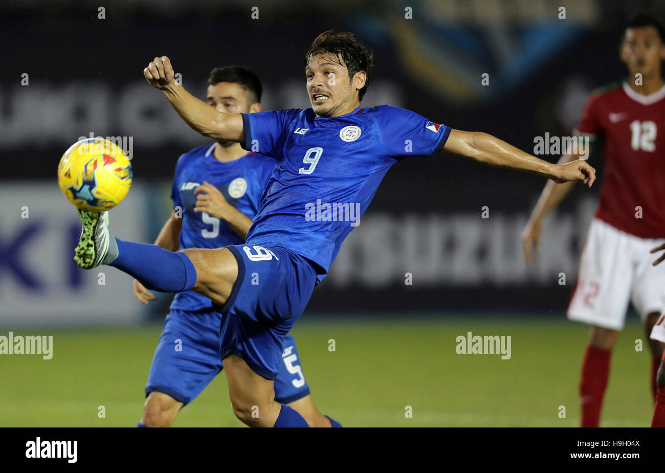 Bulacan Province, Philippines. 22nd Nov, 2016. Misagh Bahadoran (C) of ...