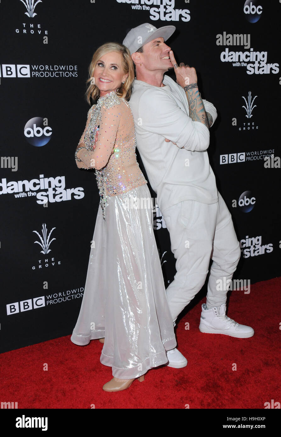 Los Angeles, CA, USA. 22nd Nov, 2016. Maureen McCormick, Vanilla Ice ...