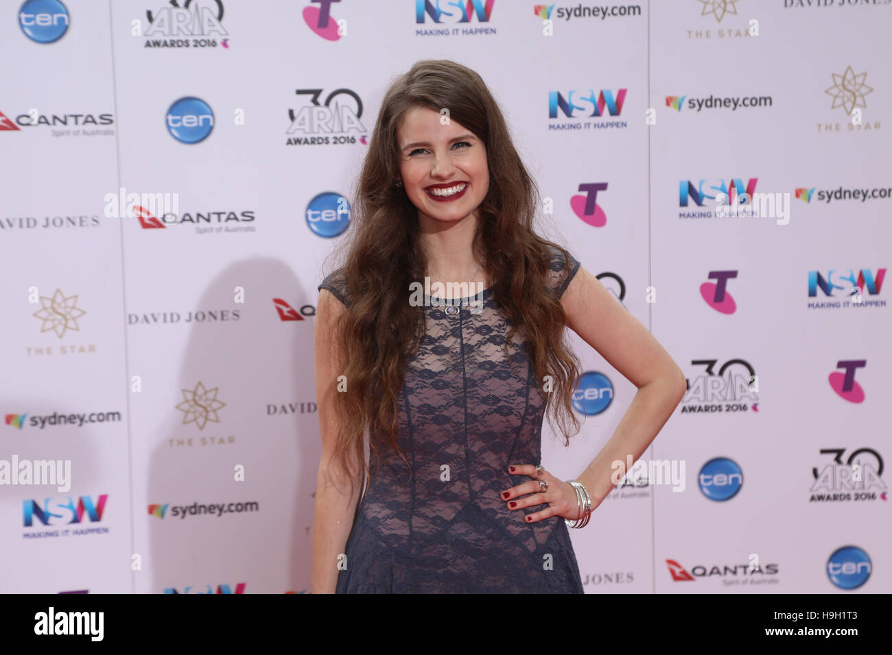 Sydney, Australia. 23 November 2016. Imogen Clark arrives on the red ...