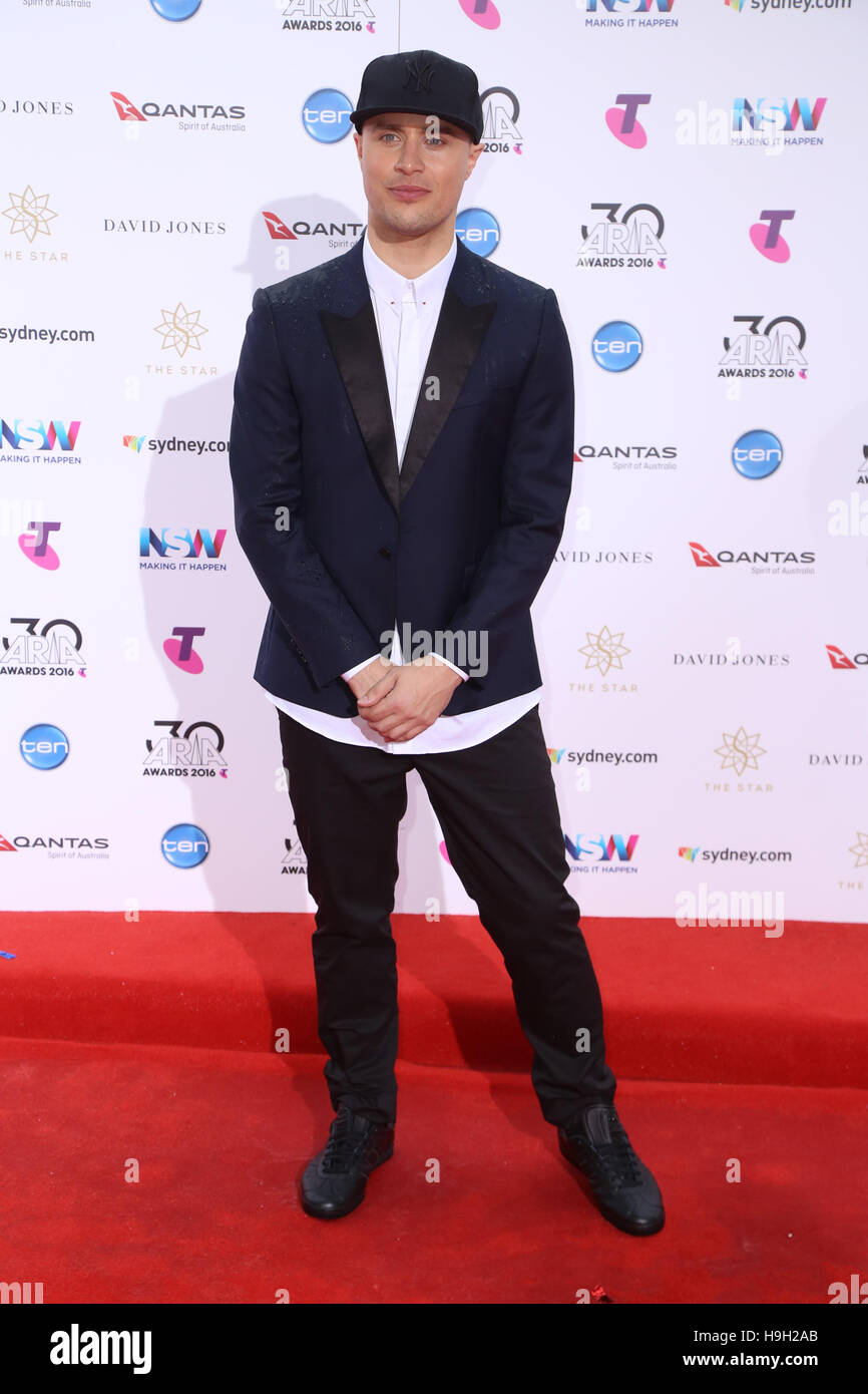 Sydney, Australia. 23 November 2016. Illy arrives on the red carpet for ...