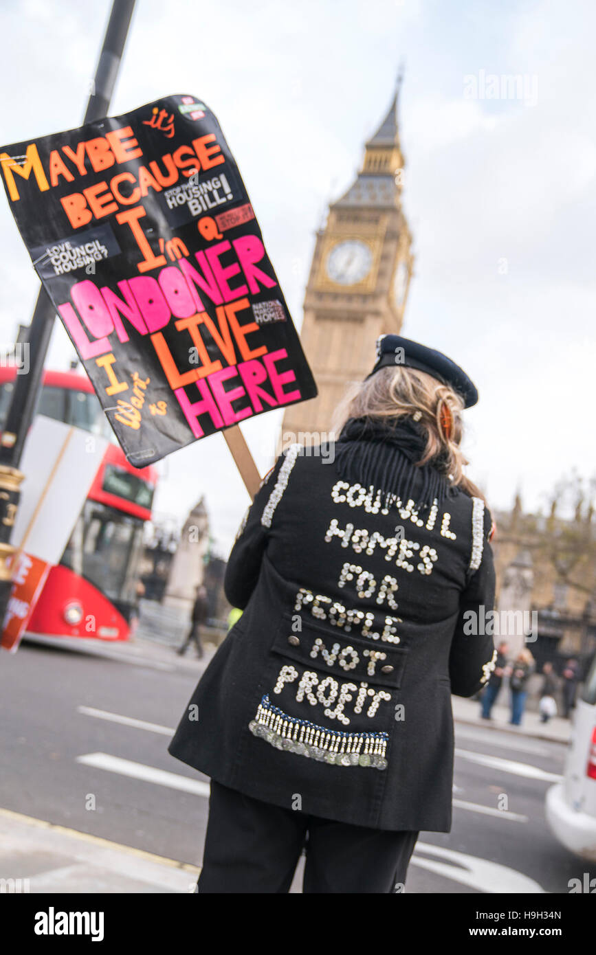 London, UK. 23rd Nov, 2016. The Palace of Westminster, London : Tenants ...