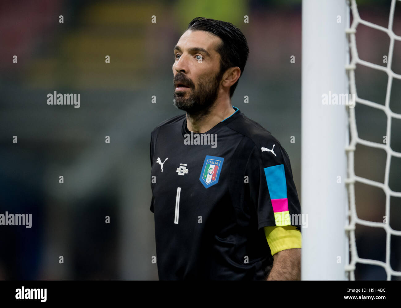 Milan, Italy. 15th Nov, 2016. Italy's goalkeeper Gianluigi Buffon ...