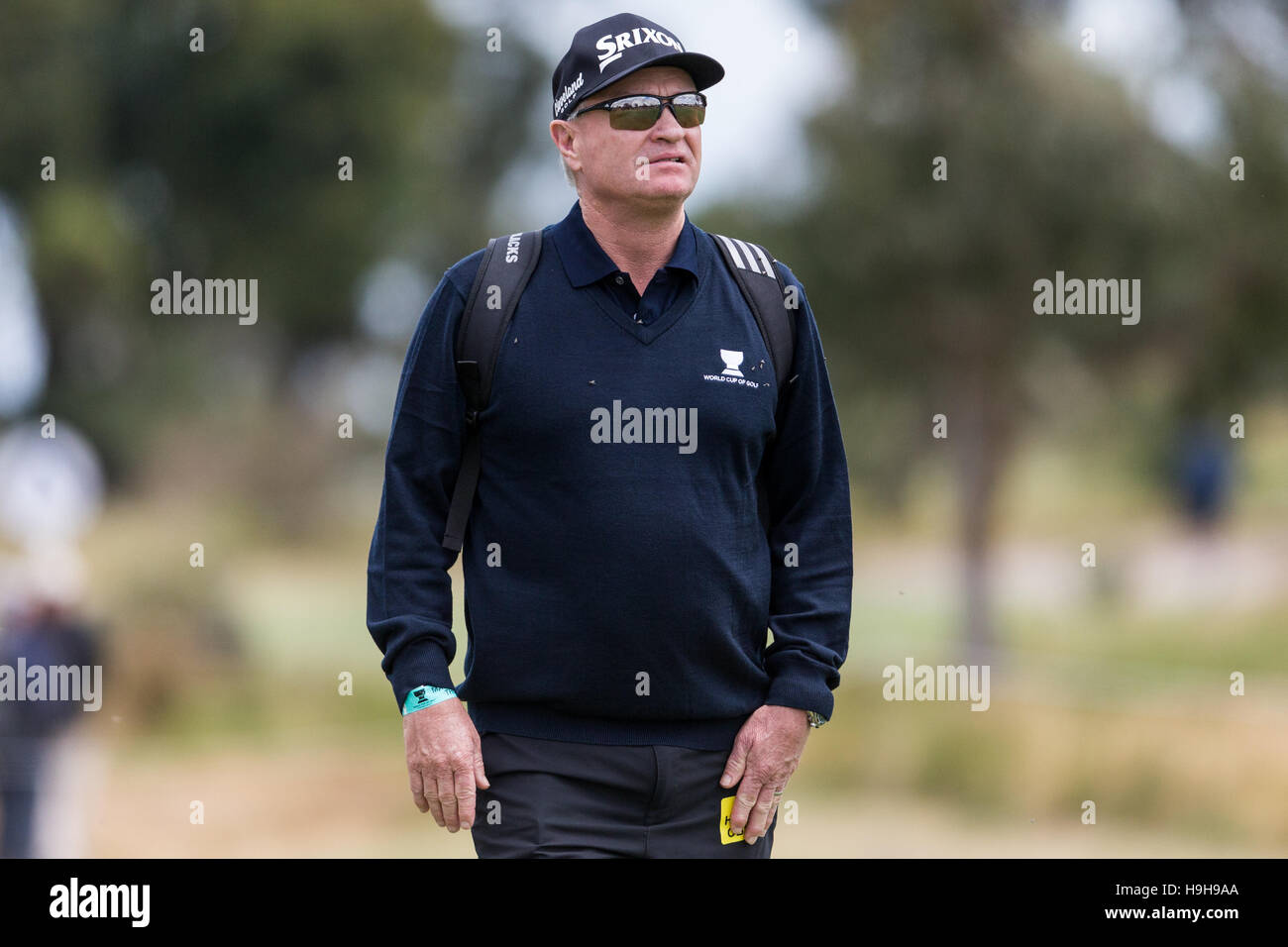 Melbourne, Australia. 24th Nov, 2016. Former All black Glen Fox follows ...