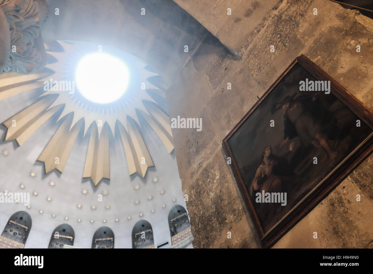 Jesus laid in the tomb hi-res stock photography and images - Alamy