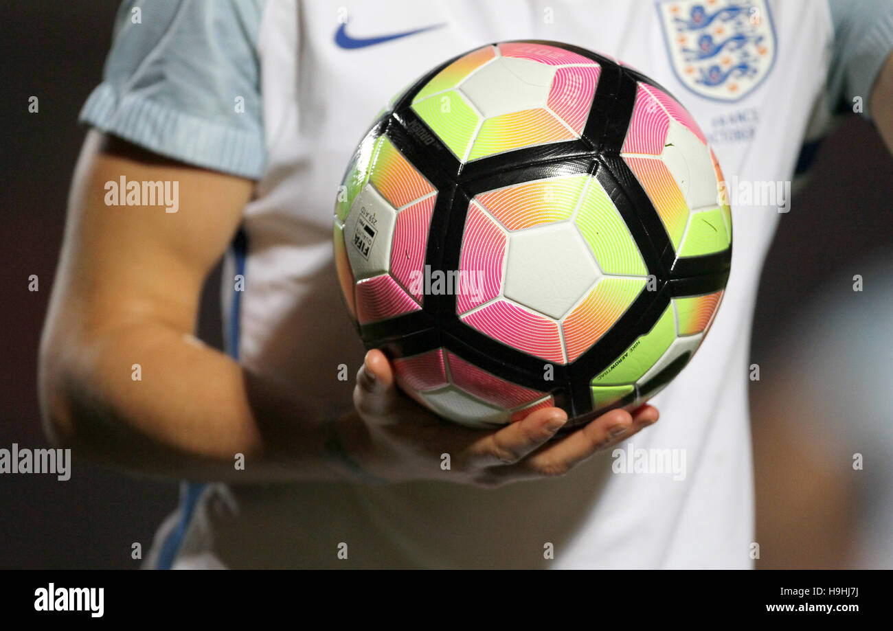 Matchday ball hi-res stock photography and images - Alamy