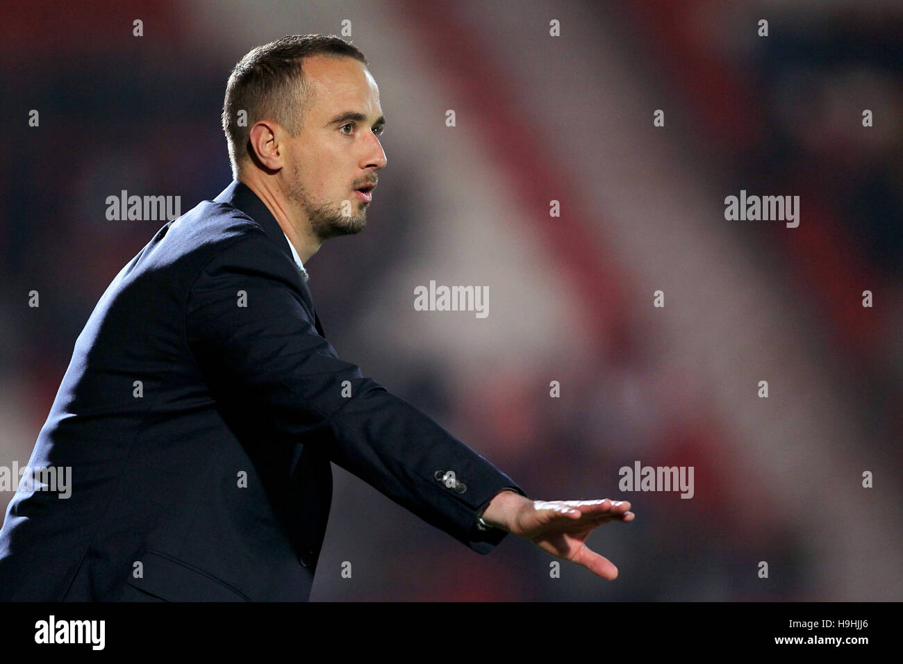 England Women manager Mark Sampson Stock Photo - Alamy